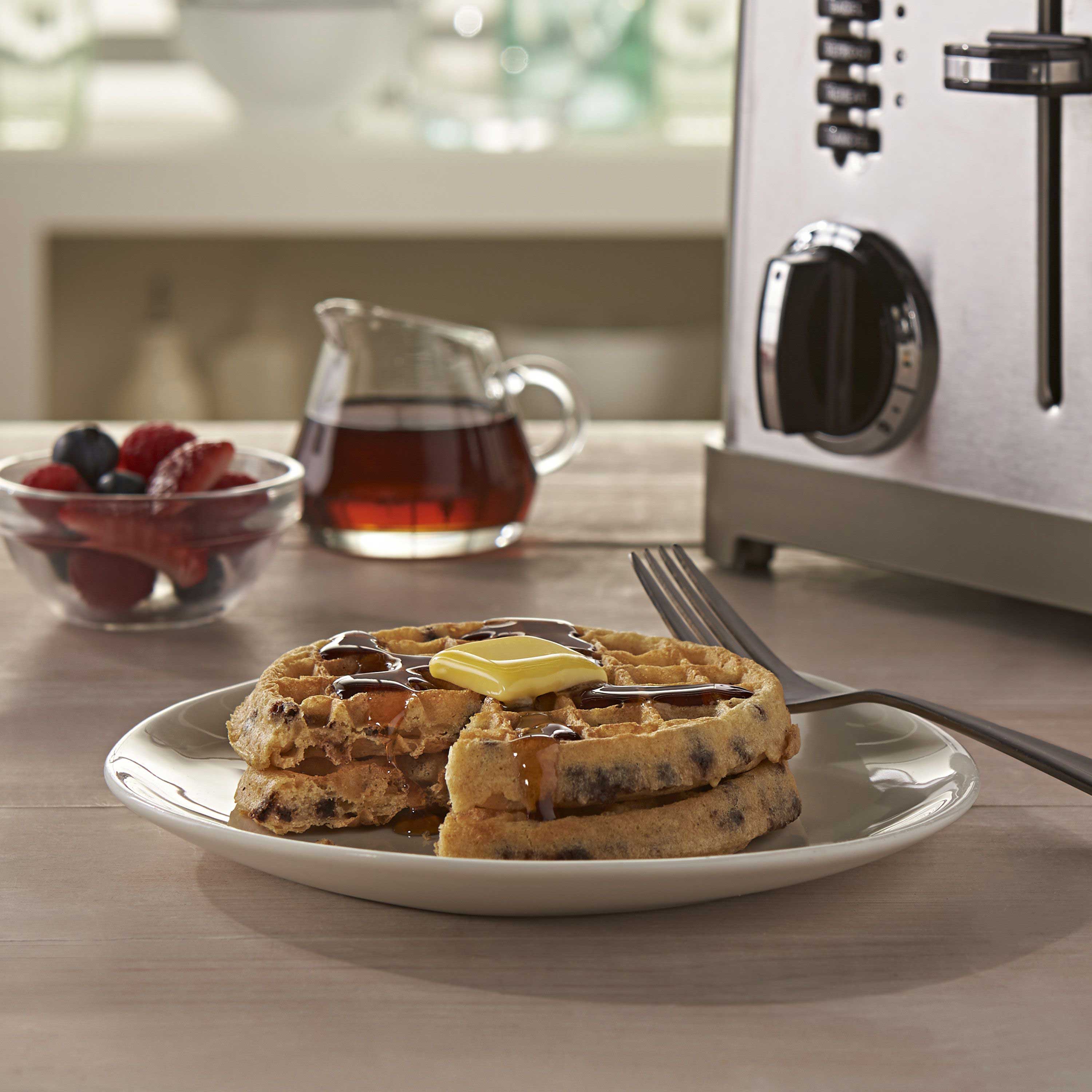 cooking eggo waffles in microwave