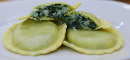Seviroli Foods Large Round Spinach and Mozzarella Ravioli Pasta, 5 ...