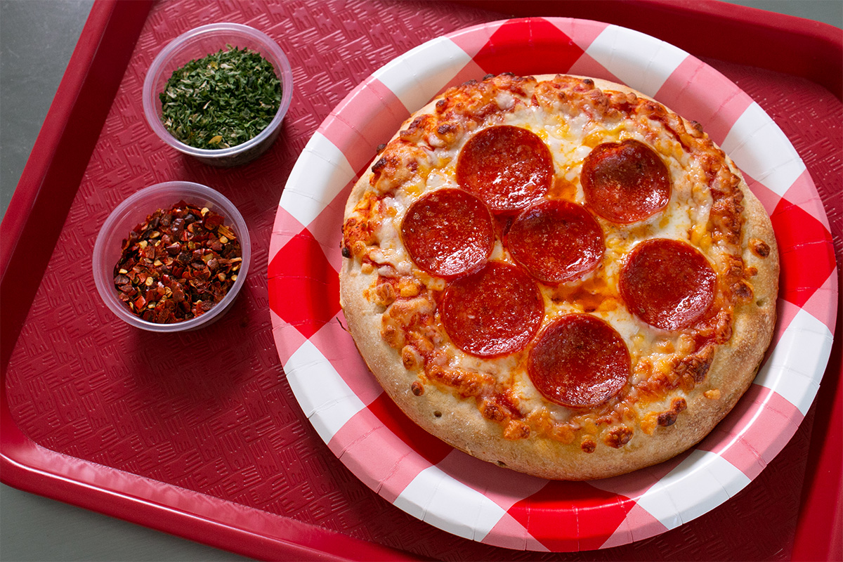 KITCH 24/7 Personal 7 inch Pepperoni Pizza | FoodServiceDirect