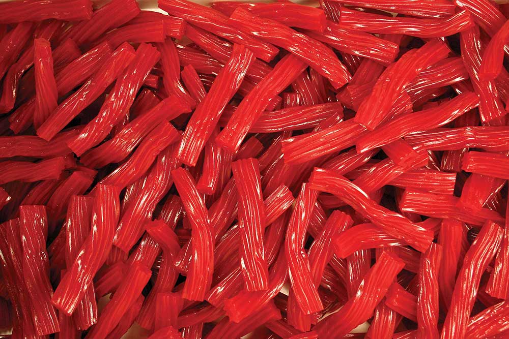 Kennys Candy 2.5 inch Strawberry Red Twists Candy, 10 Pound