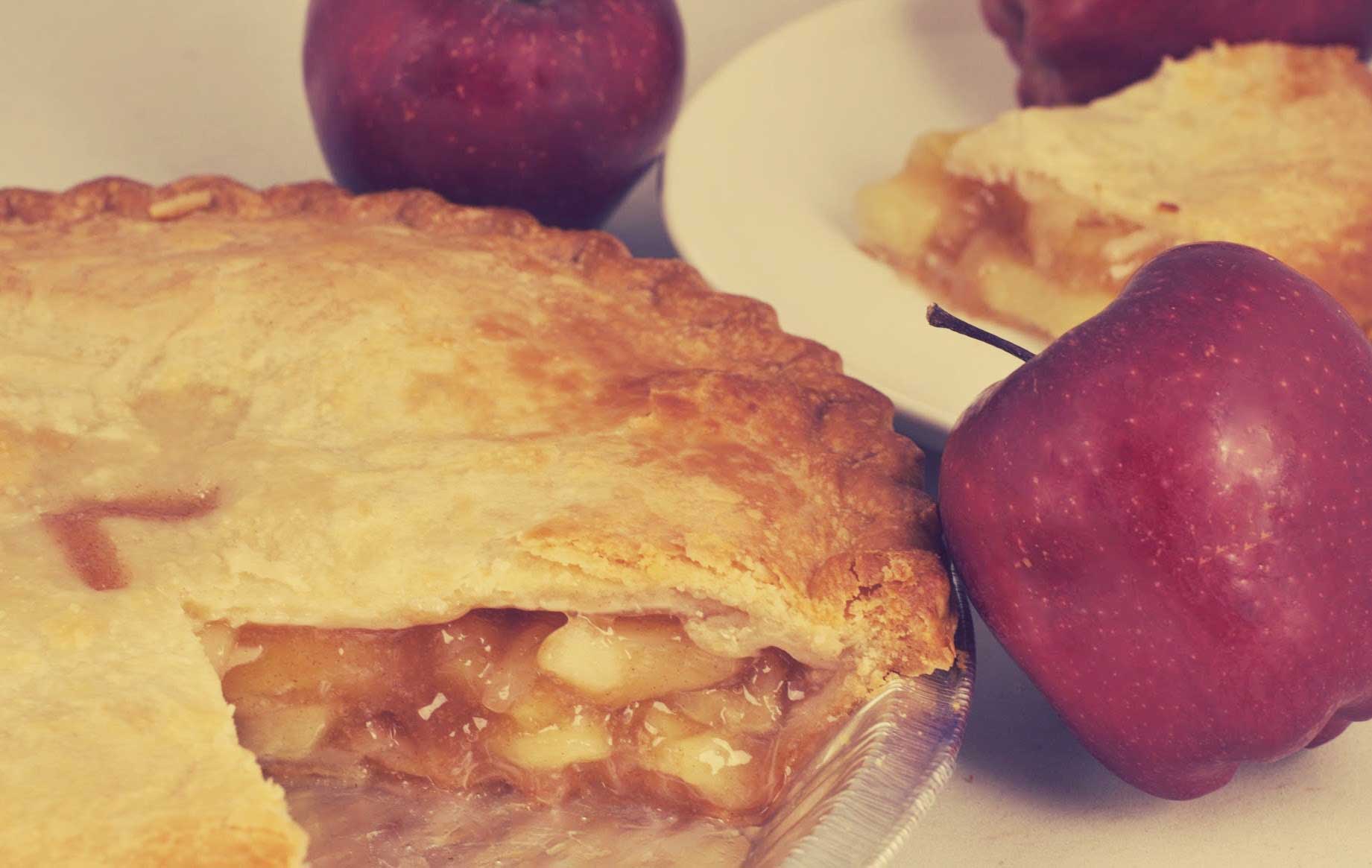 Foxtail Foods Unbaked Apple Pie | FoodServiceDirect
