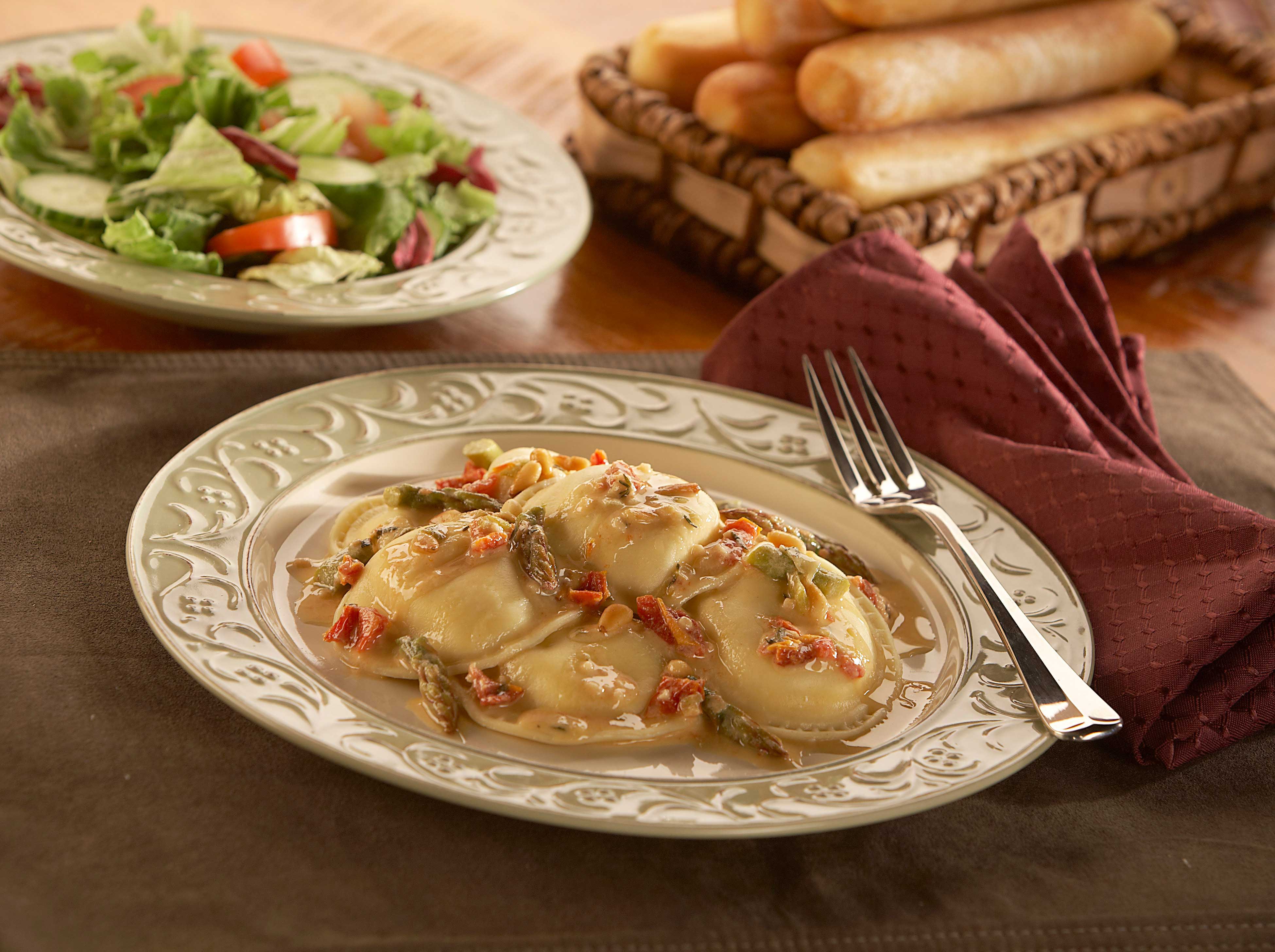 Rosina Food Pre Cooked Large Round Cheese Ravioli Pasta, 12 Ounce -- 18 ...