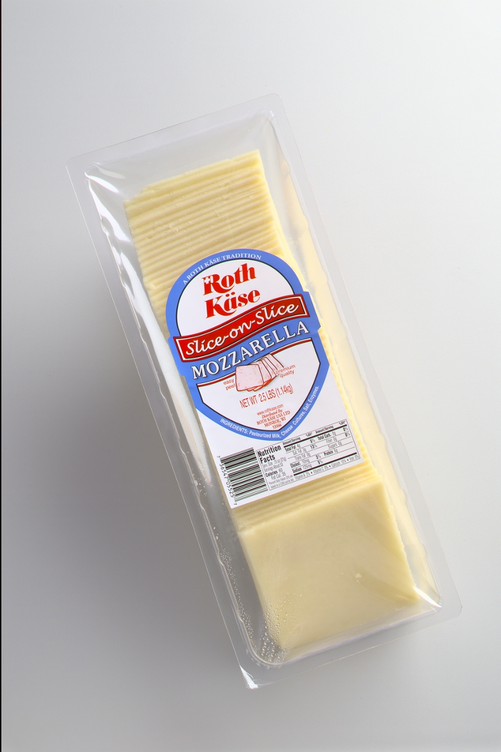 Roth Kase Signatures Slice On Slice Mozzarella Square Cheese, 2.5 Pound ...
