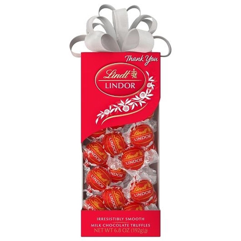 Lindt Lindor Milk Chocolate Candy Truffles - Traditions Gift, 6.8 Ounce ...