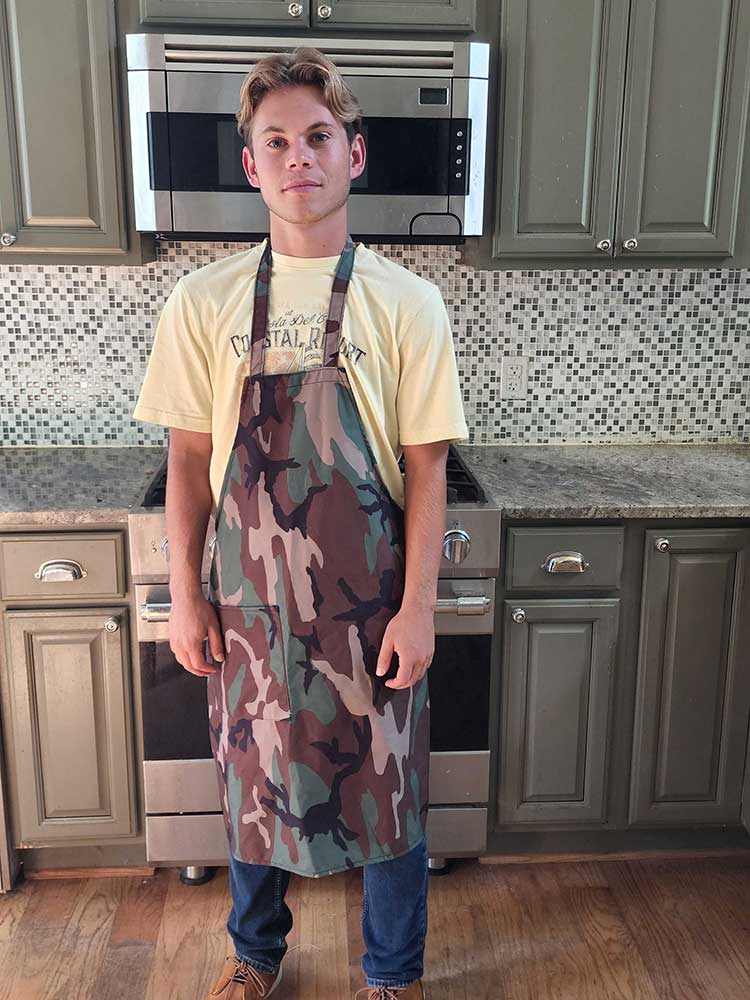 Intedge Poly/Cotton Camouflage Pattern 1 Hip Pocket Deluxe Bib Apron ...